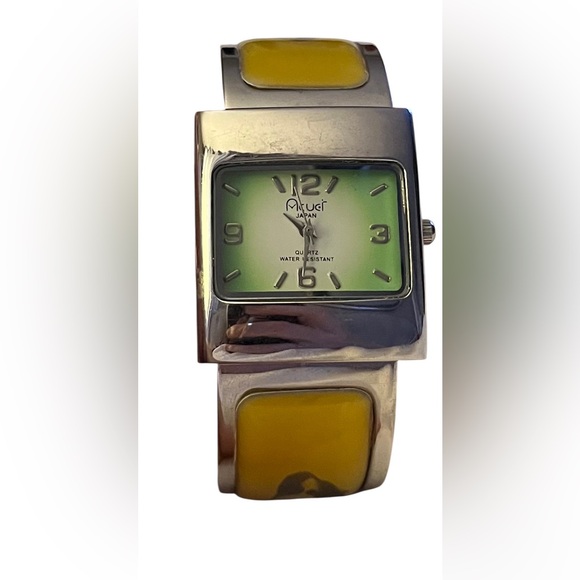 Acugi | Jewelry | Vintage Acugi Japanese Bracelet Watch Water Resistant ...